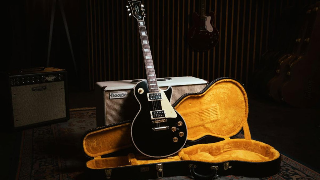 Gibson, Noel Gallagher Create 20 Gibson 1978 Les Paul Custom Guitars ...