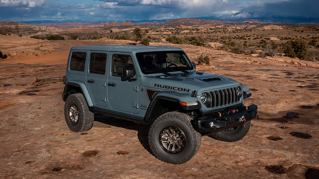 Ready to Rock: Jeep Wrangler 392 Roars into 2025 with 'Final Edition ...